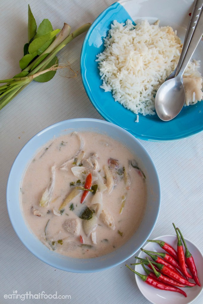 Tom Kha Gai Recipe (วิธีทำ ต้มข่าไก่) - Authentic Thai Style
