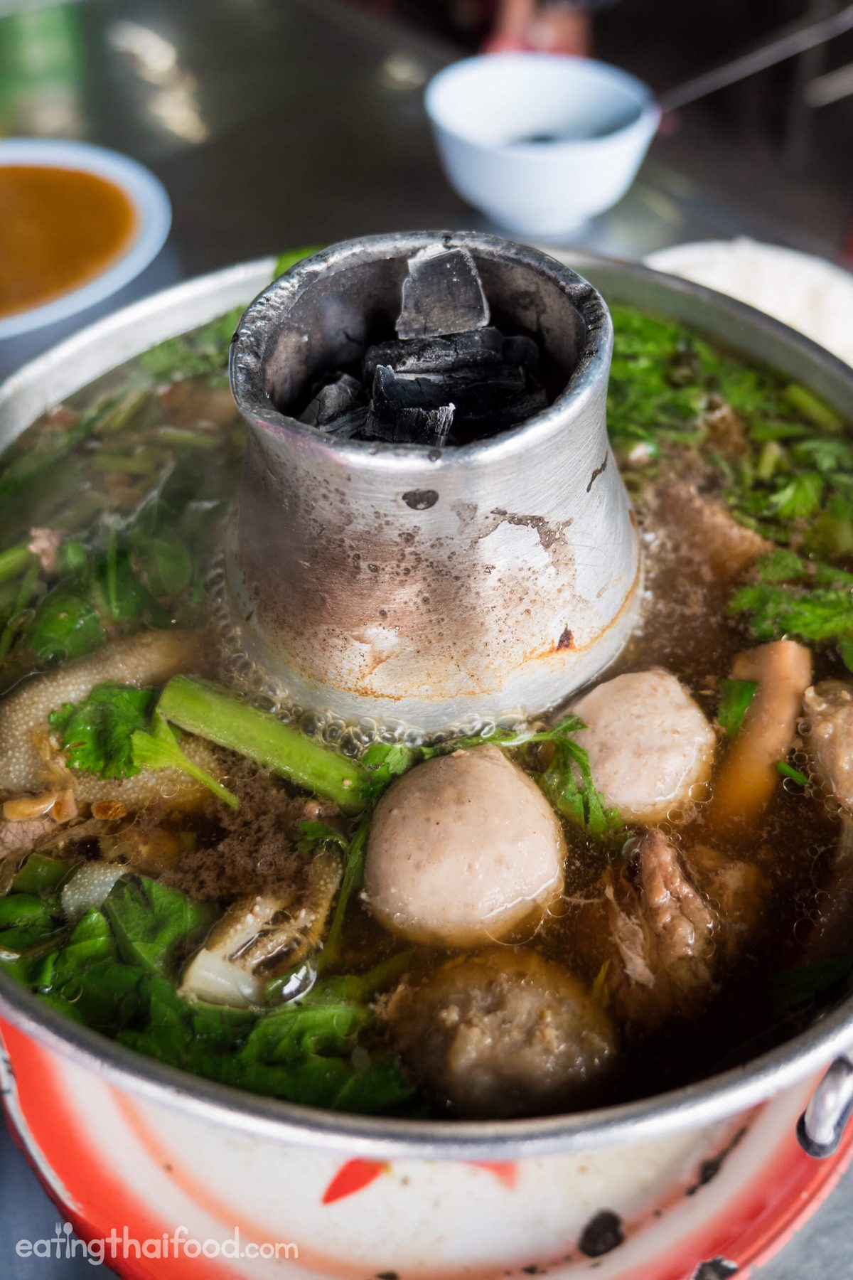 Sensational Thai Beef Fire Pot at Heng Chun Seng (ร้าน เฮ้งชุนเส็ง)
