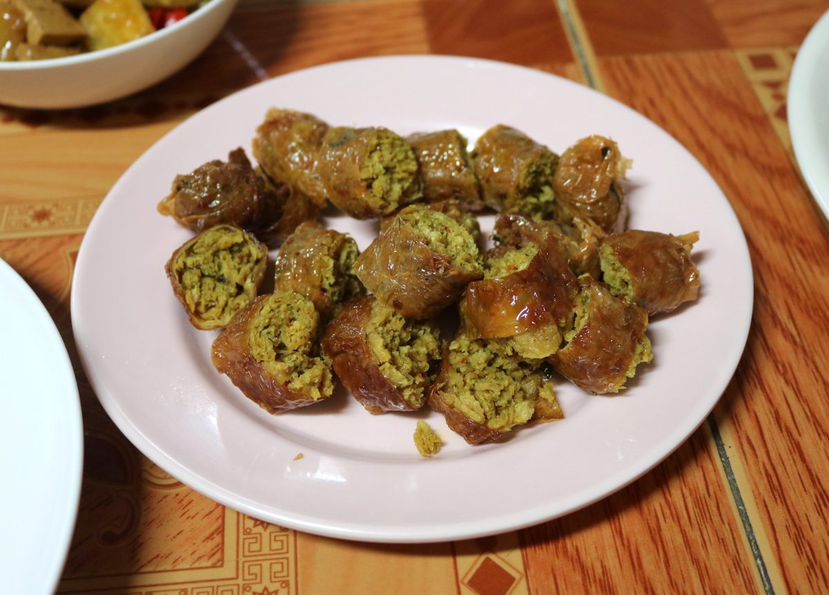 Thai Vegan Festival and Delicious 'Jae' Food (อาหารเจ) at "Ming Kwan Vegetarian" - Thai Street ...